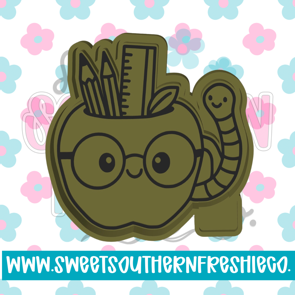 Apple Teacher Worm – Sweet Southern Freshie Co.